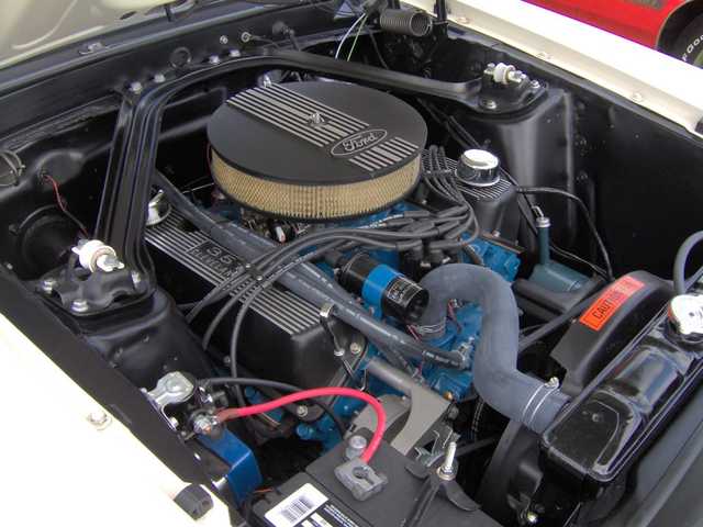 1972 351 Cobra Jet Engine