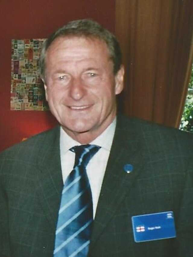 Roger Hunt - Wikiwand