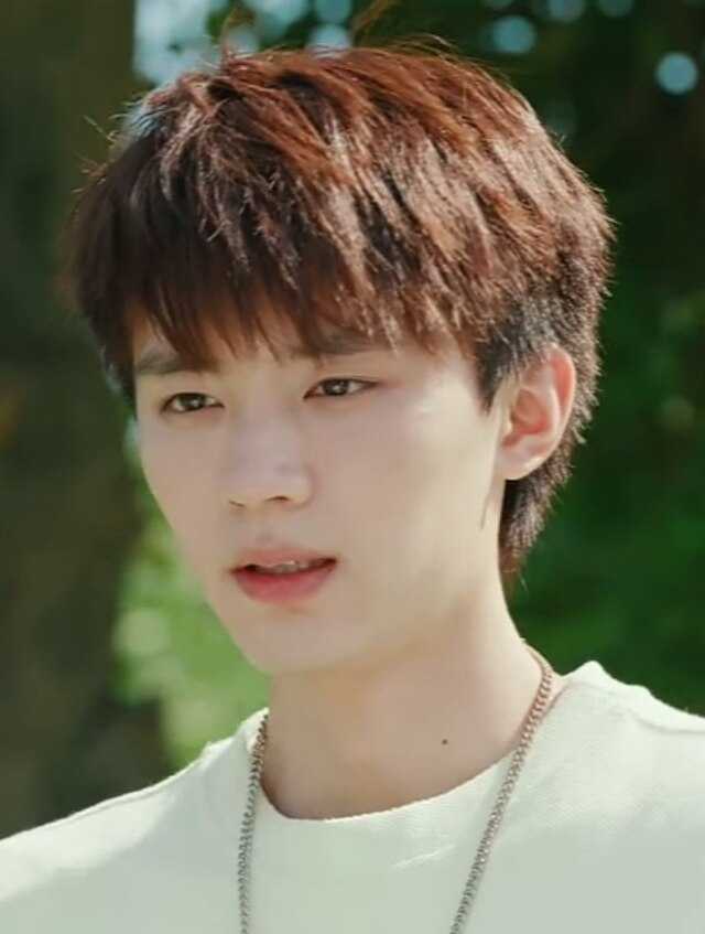 Zhou Yiran - Wikiwand